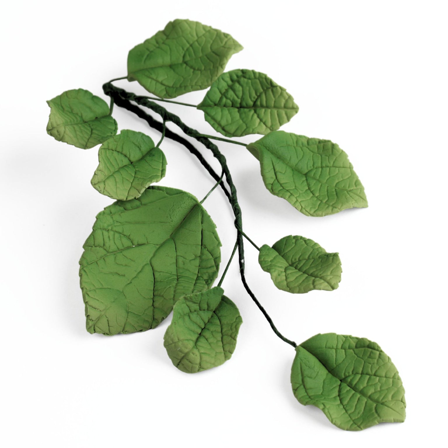 Readymade Gumpaste Leaves — CaljavaOnline